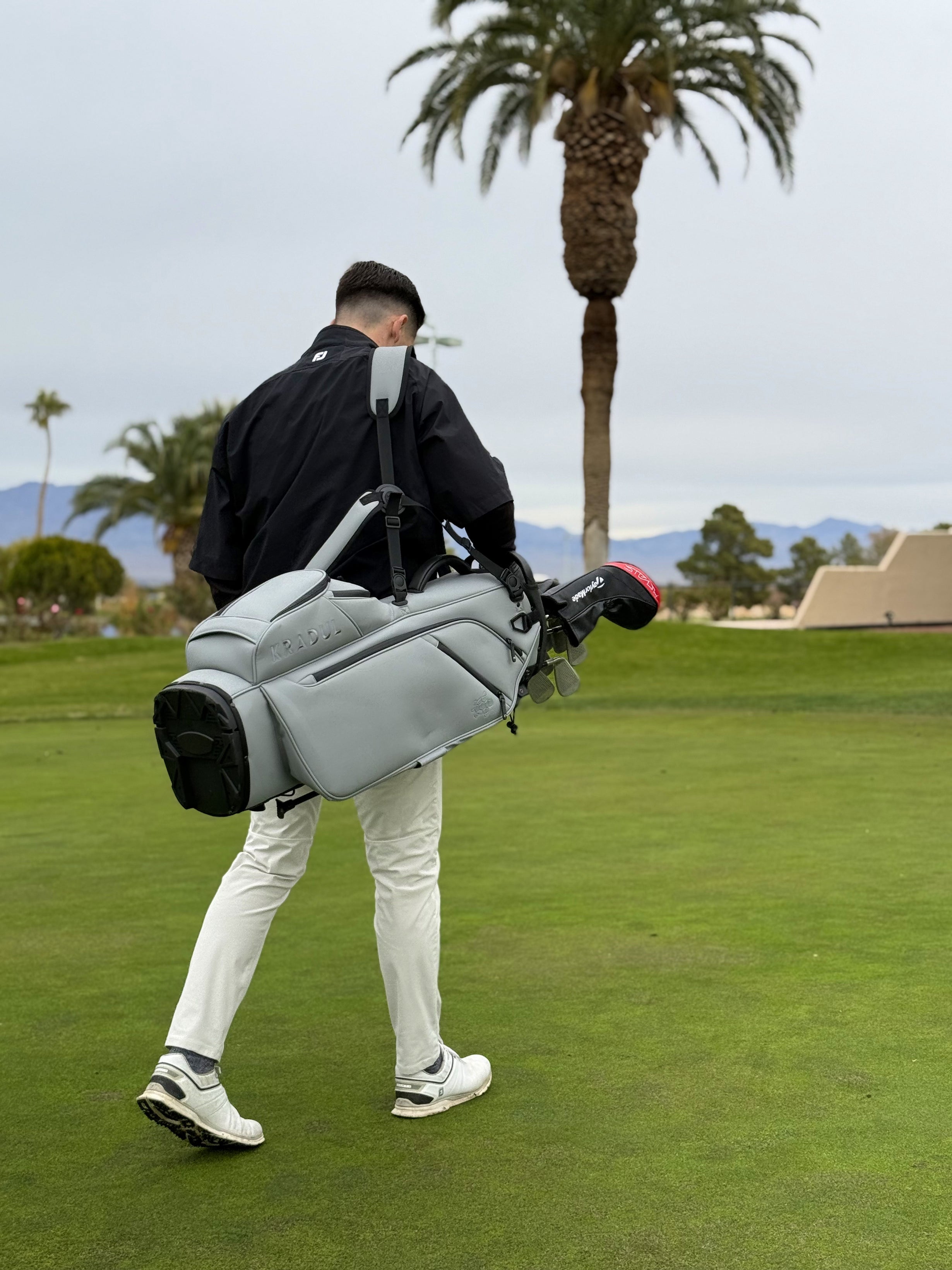 KRADUL l Luxury Golf Bags